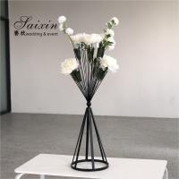 China Slinky Black Metal Flower Stand 100cm H x 42cm W for Wedding Party Decor for sale