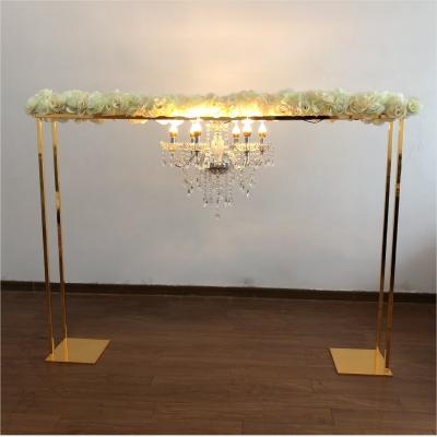 China 1.8m Gold Metal Flower Stand with Battery Crystal Chandeliers - 130cm Height Wedding Table Decoration for sale