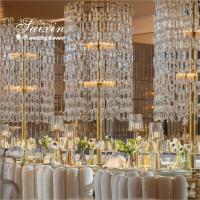 China Gold Wedding Centerpiece Candle Holder Flower Stand 132cm with Crystal Chains for sale