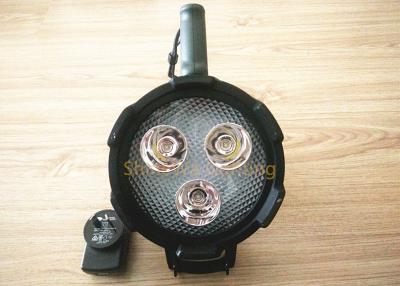 China Osram LED Rechargeable Spotlight 1500 Lumen 900m Beam with 4400mAh Battery and IP66 Waterproof Rating for sale
