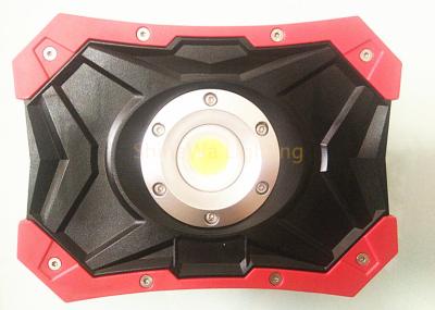 China 5W COB LED Solar Powered Work Light with 700 Lumen Output, 2200mAh Battery and IP65 Waterproof Rating for sale