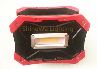China 5W 600 Lumen Solar LED Work Light with 2200mAh Battery and IP65 Waterproof Rating for sale