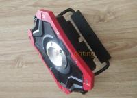 China 10W 1000 Lumen Solar Rechargeable Work Light with Tripod and Scaffold Mounting IP65 Waterproof for sale