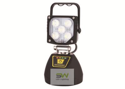 China 15W Portable LED Flood Light with 800 Lumen Output and 4400mAh Battery - EMC Certified IP65 Rated for sale