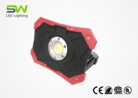 China 15W 2000 Lumen LED Magnetic Work Light with 6600mAh Battery and IP65 Waterproof Rating for sale