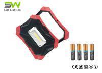 China IP65 Portable LED Work Light 600 Lumens 180 Degree Rotating Bracket Battery Powered for sale