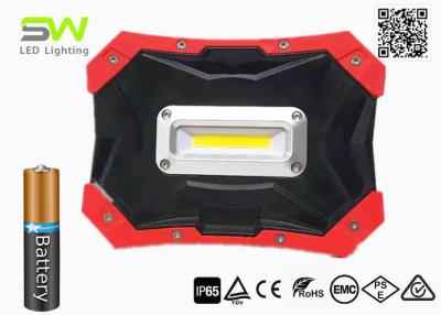 China IK10 IP65 Magnetic 5W COB Portable LED Flood Light with SOS 600 Lumens for sale