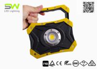 China Handheld 10W COB LED Rechargeable Flood Lamp 1000 Lumen IP65 IK10 Magnetic Stand for sale