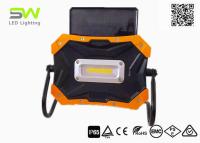 China 10W Magnetic Solar Rechargeable LED Work Light with 900 Lumen Output and 4400mAh Battery for Industrial Use for sale