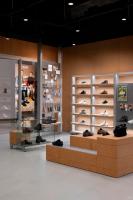 China Full Set Shoe Store Display Fixtures Industrial Wood Shoe Display Rack for sale