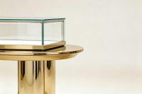 China Luxury Mirror Polished Gold Jewellery Display LED Illumination Jewelry Display Cases for sale