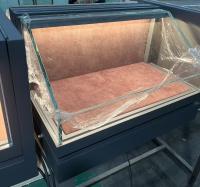 China Dark Frame Museum Display Case with Slant Front Flip Opening, Explosion-Proof Tempered Glass, and Linen Fabric Lining for sale