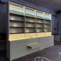 China Modern Eyewear Display Cabinet Glass Showcase with LED Lighting Eco-Friendly & Durable for Supermarket Interior Design for sale