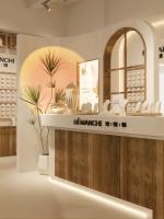 China Customizable Fine Jewellery Showroom Eco Friendly  Glass Jewelry Display Counter for sale