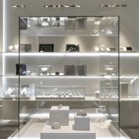 China Professional Jewelry Store Interior Layout with Custom Display Showcase and Retail Jewelry Shop Furniture for sale
