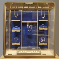China Modern Glass Jewelry Kiosk Display Cabinet Display Forms customized Heavy Duty for sale