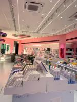 China High Quality LED Cosmetic Display Showcase Makeup Store Fixtures Eco-Friendly Durable Design for Professional Retail Shops for sale