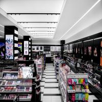 China Factory-Customized Interior Decoration Package for a Beauty Shop/Cosmetic Store. for sale