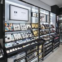 China BX  Luxury Beauty Product Display Rack Custom Cosmetic Shop Display Cabinet Lipstick Perfume Showcase for Retail Stores for sale