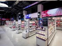 China Luxury Commercial  Cosmetic Retail Displays Interior Design Beauty Store Displays for sale