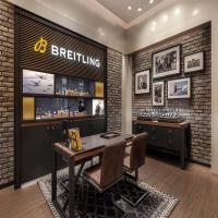 China Luxury Wall Glass Watch Showcase Boxvfor Shop And Retail Store Interior Design for sale