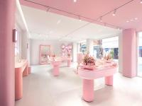 China Duty Free Retail Makeup Display Cabinet Cosmetics Skincare Pop Up Exhibition Stand for sale
