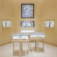 China Luxury Watch Display Case with LED Lights for Retail Store Interior Layout for sale