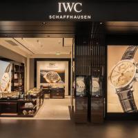 China Custom Retail Display Stand with LED and Lockable Glass for Watch Store Design for sale