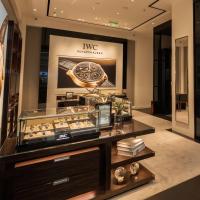 China Custom Retail Display Stand with LED and Lockable Glass for Watch Store Design for sale