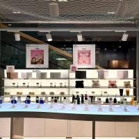 China Custom LED Lit Perfume & Skincare Display Cabinets for Retail Boutique Stores-Eco-Friendly Stainless Steel & Glass Furniture for sale