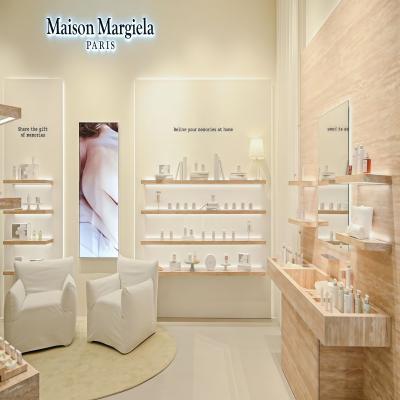 China Creative Perfume Store Furniture with Skincare Display Showcases for Boutique Cosmetic Shop Interior Decoration for sale