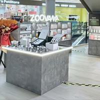 China Modern Minimalist Glass Showcase For Perfume Store for sale