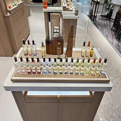 China Shopping Mall Display Cabinet Glass Perfume Showcase for Cosmetic Store for sale