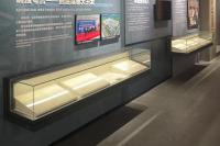 China Wall Mount Museum Exhibit Cases Built In LED UV Proof Glass For Historical Archives for sale