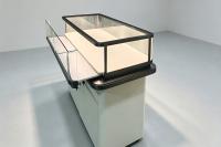 China Modern Rounded-Corner Jewelry Counter with Pull-Out Display Tray and Lockable Storage for sale
