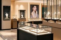 China Custom Modern Classic Light-Luxury Jewelry Showroom Boutique with One-Stop Full-Store Solution and Ultra-Clear Tempered Glass for sale