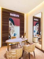 China Luxury Jewelry Showroom with Full-Store Customization Featuring Textured Curved Showcases and Italian-Inspired Aesthetics for sale