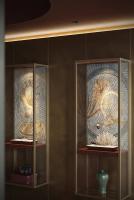 China Vintage-luxury Watch Display Cabinet with Brass Metal Frame and Full-Store Customization for sale