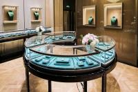 China Luxury-Classical Jewelry Boutique Full-Store Customization with Circular Curved Glass Island Showcase and Wall Recessed Jewellery Display Niche for sale