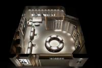 China Modern Minimalist Style Fine Jewelry Boutique with Full-Store Customization and Ultra-Clear Tempered Glass Displays for sale