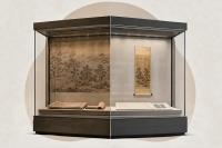 China Anti-Glare Low-Iron Glass Dual-Zone Museum Exhibit Cabinet With Customizable Back Panels And Independent Compartments for sale