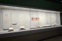 China Custom Museum Wall Display Case, LED Vitrine for Cultural Relics Artifact Exhibition for sale