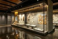 China Custom Modular Combined Museum Wall Display Case With Built‑in Table Vitrines for Archaeological Artifacts & Heritage Exhibits for sale