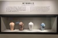China Custom Museum Wall Display Case with Anti-UV Low-Iron Glass Fully Sealed Dust-proof Structure and Integrated Professional LED Lighting for sale