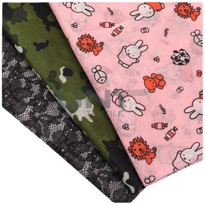 China Printed Spunbond Nonwoven Fabric Disposable Face Mask Raw Material for sale