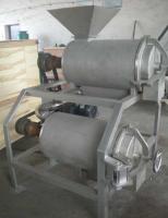 China Industrial Cold Press Avocado Pulp Juice Making Machine 380V 120PC/H Fruit Processing for sale