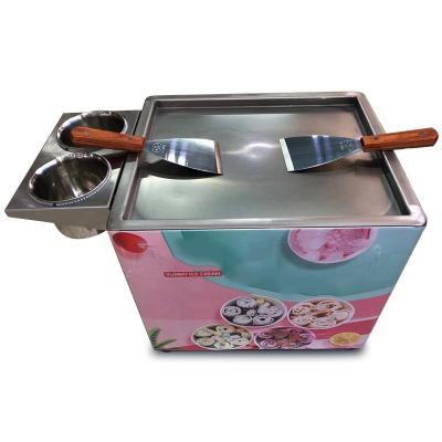 China Electricity Commercial Double Pans Fried Ice Cream Rolls Making Machine For Food Beverage Shops for sale
