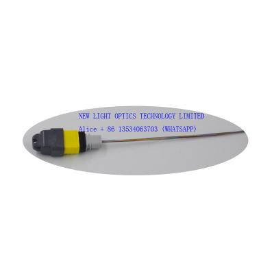 China Single-mode Optical Fiber Patch Cord with 2.0mm Cable Diameter and ≤0.2dB Insertion Loss for High-Speed Data Transmission for sale