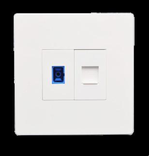 China Ultra-low Latency LC/SC Socket with Photonic Crystal Fibers in 86 * 86 mm Size for High-Speed Networks for sale
