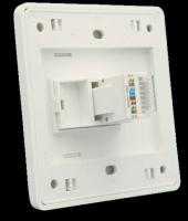 China Industrial Grade CAT7 Network Socket with 110-240V Voltage and Wall-mounted Installation for sale